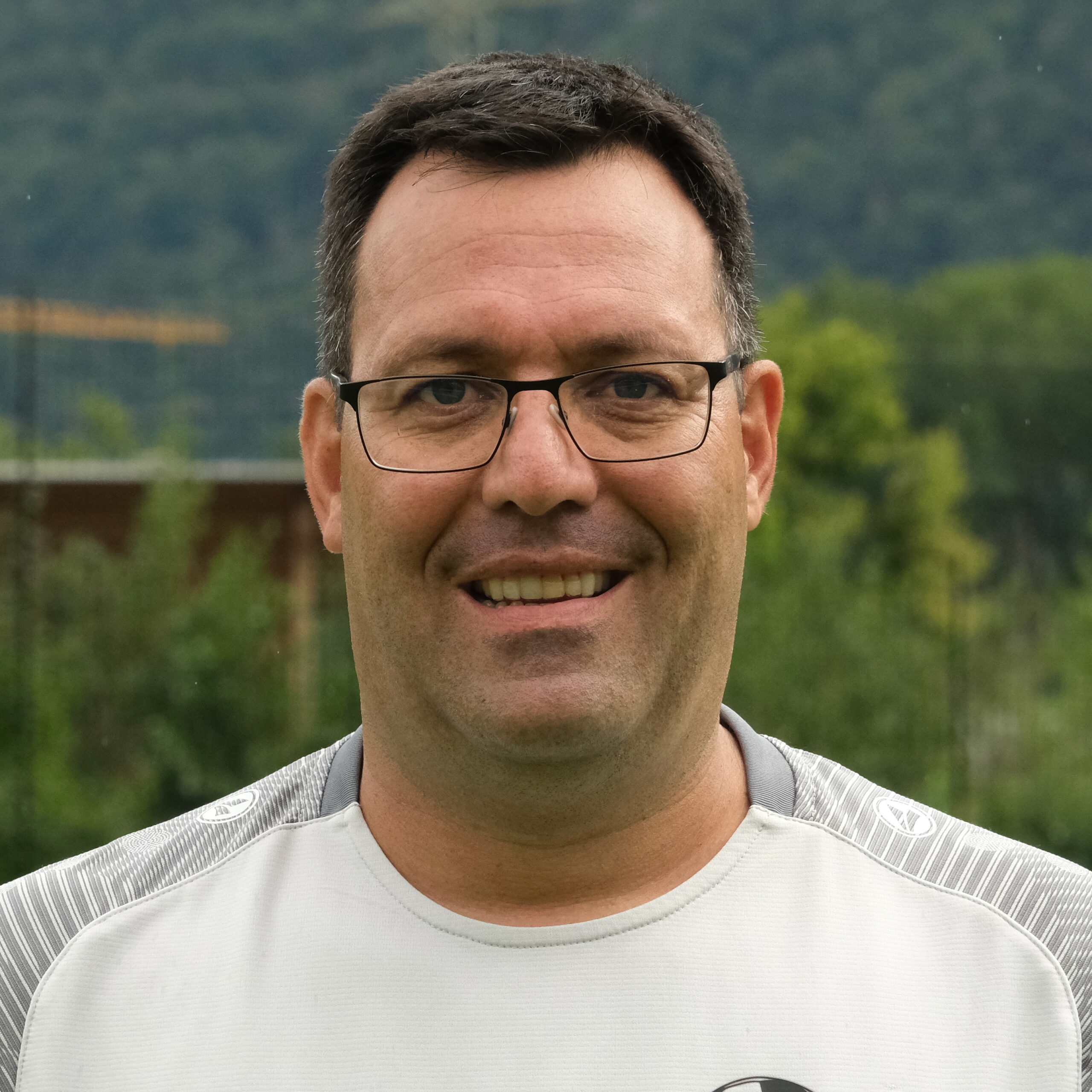 Kontakt - Juniorinnenfussball Graubünden